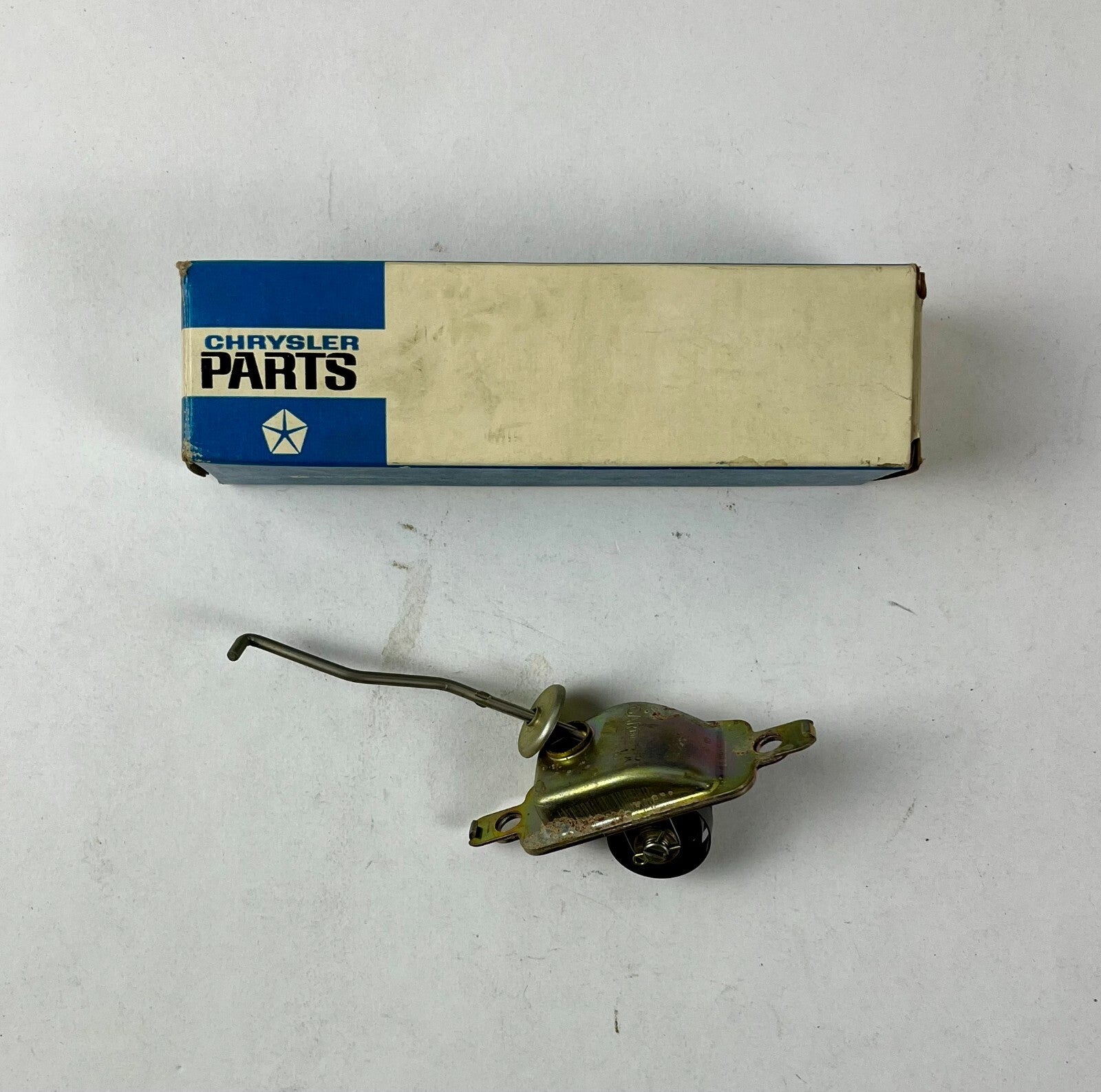 New Old Stock Carb Choke for 1963-66 Models Mopar #2463159 – Roberts ...