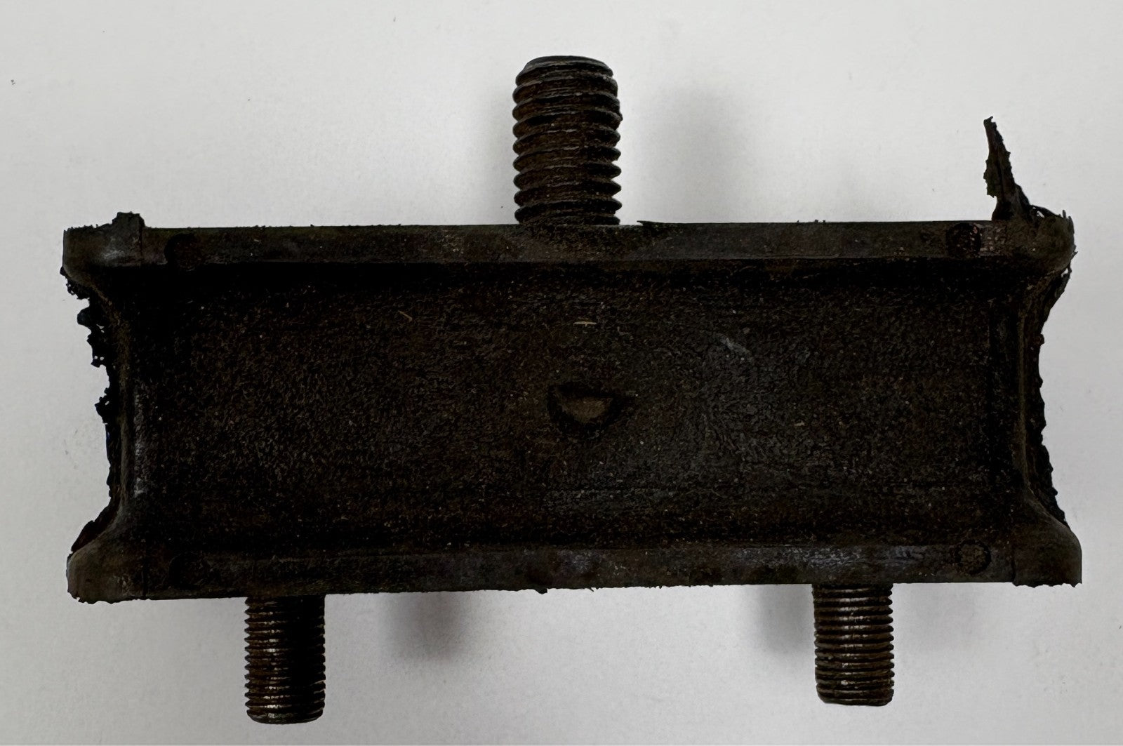 New Old Stock Left Motor Mount for 1966-73 6 Cyl Models Mopar #2658283 ...